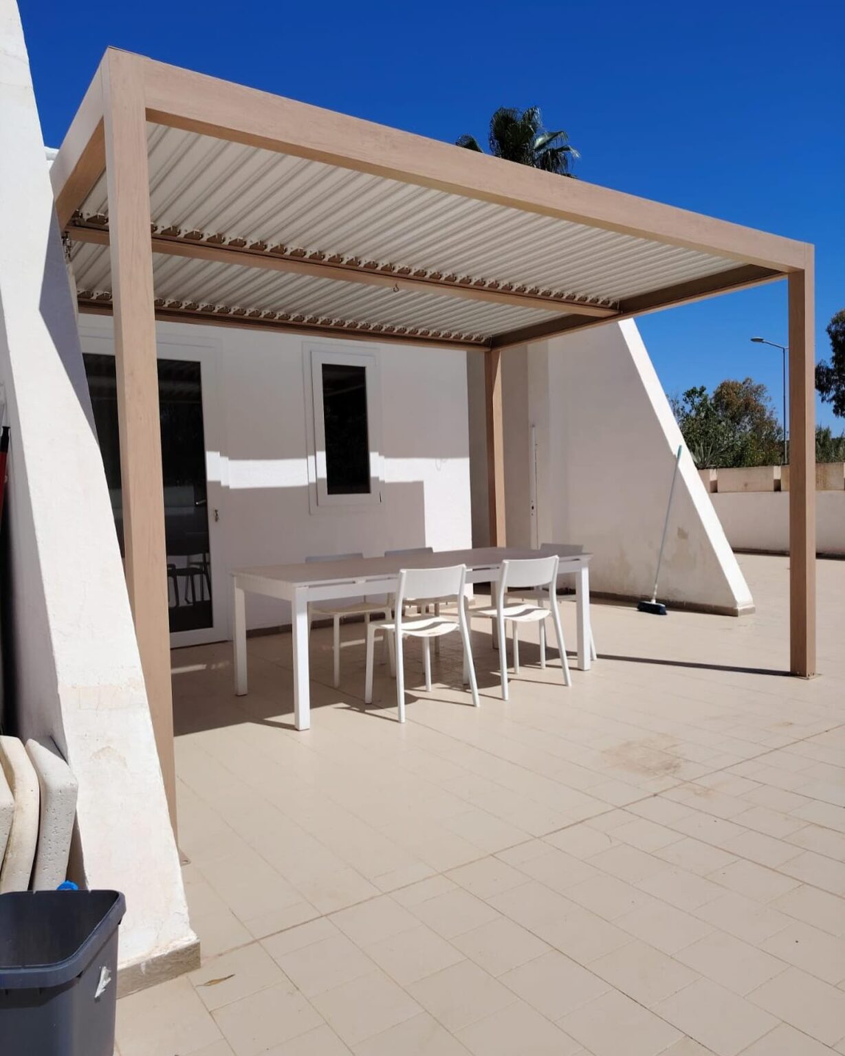 Pergola Bioclimatica Atena 100 3x4 2,5h Effetto Legno - Scandecasa